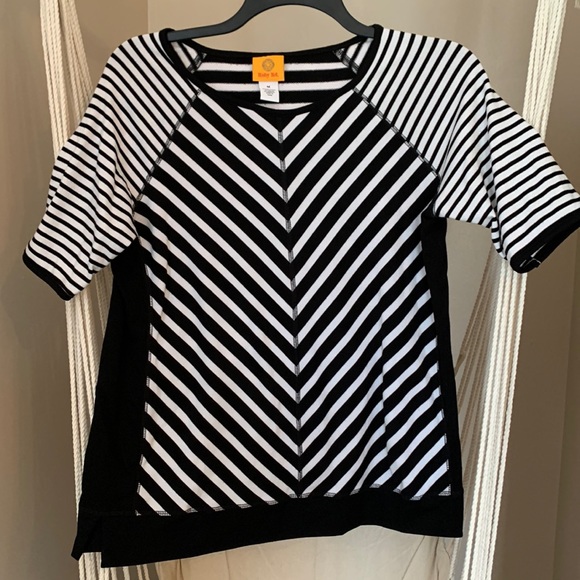 Ruby Rd. | Tops | Ruby Rdmedium Black White Short Sleeve Shirt | Poshmark